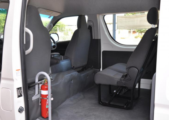 Minibus 12-Seater - Go With The Gecko